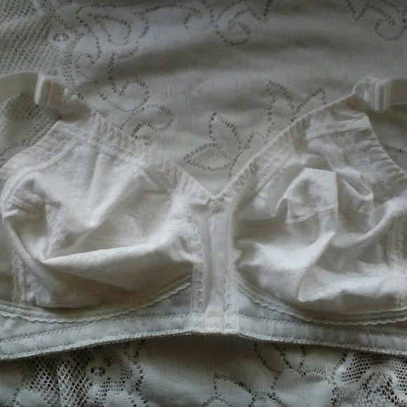 Playtex | Intimates & Sleepwear | Playtex 8hr 4b Unlined Full Figure ...